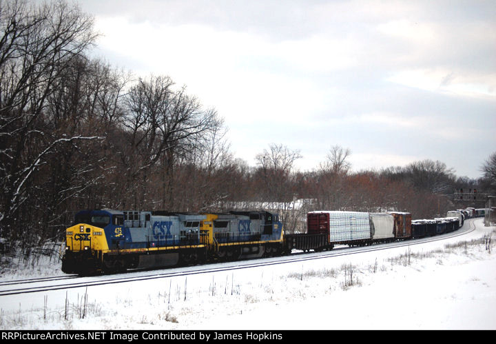 CSXT Q411 Wide Angle
